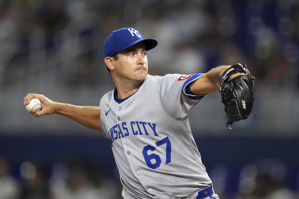 MLB trade deadline: Eugenio Suárez, Mitch Keller, Seth Lugo among ...